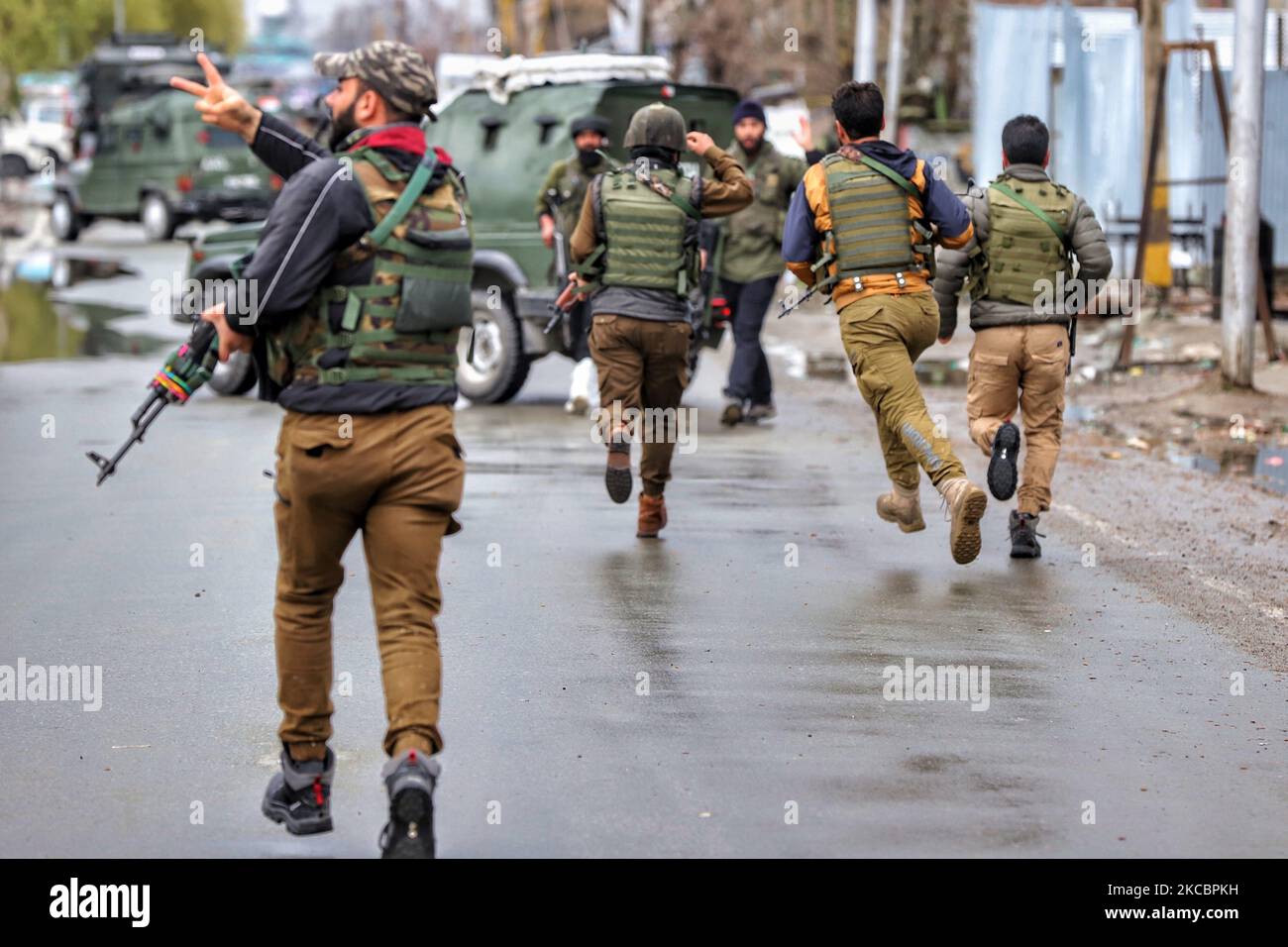 Millitant attack hi-res stock photography and images - Alamy