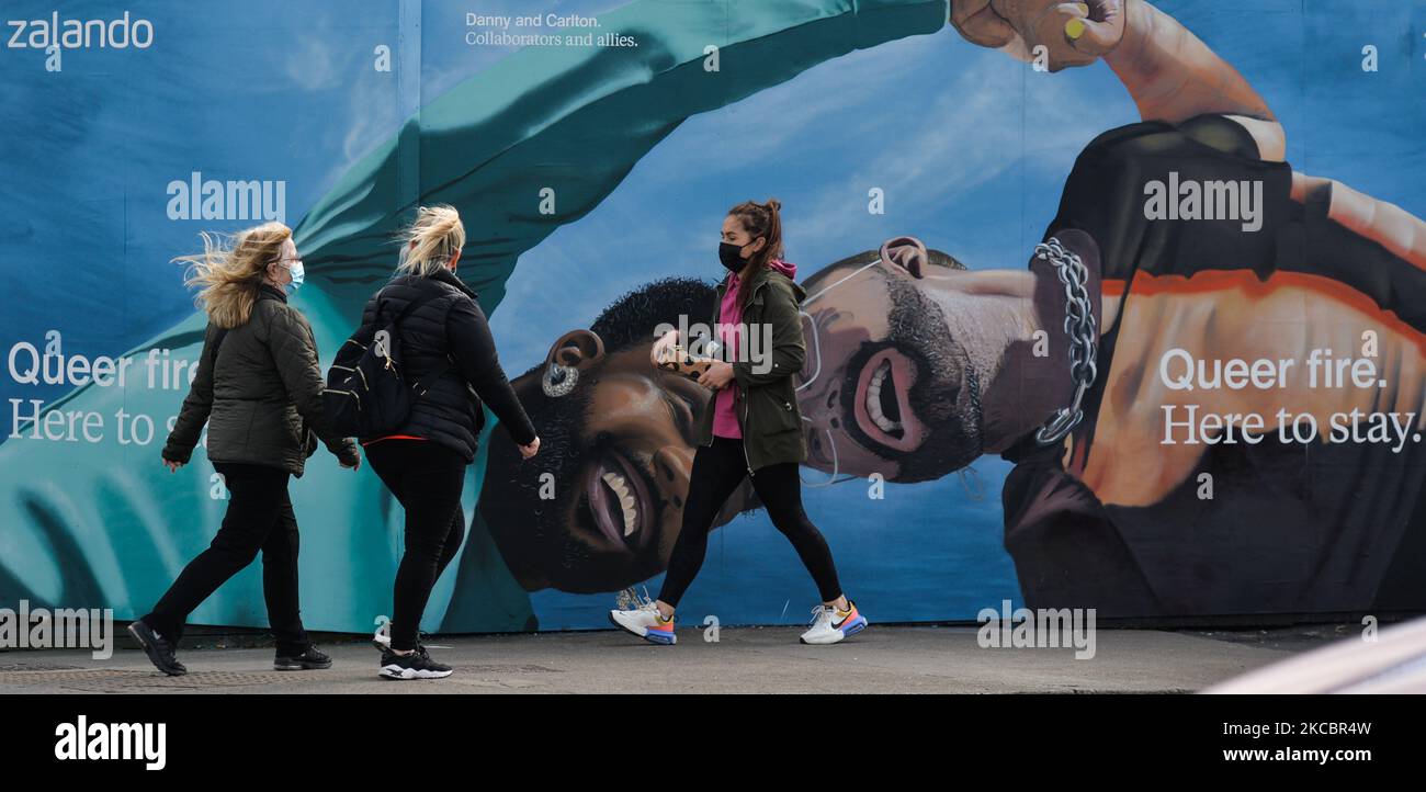 Women's empowerment mural hi-res stock photography and images - Alamy