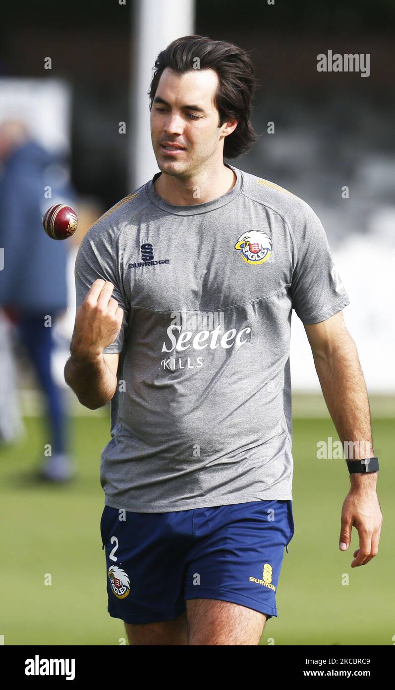 Essex's Shane Snater warm up during Friendly Day One of 2 match between ...