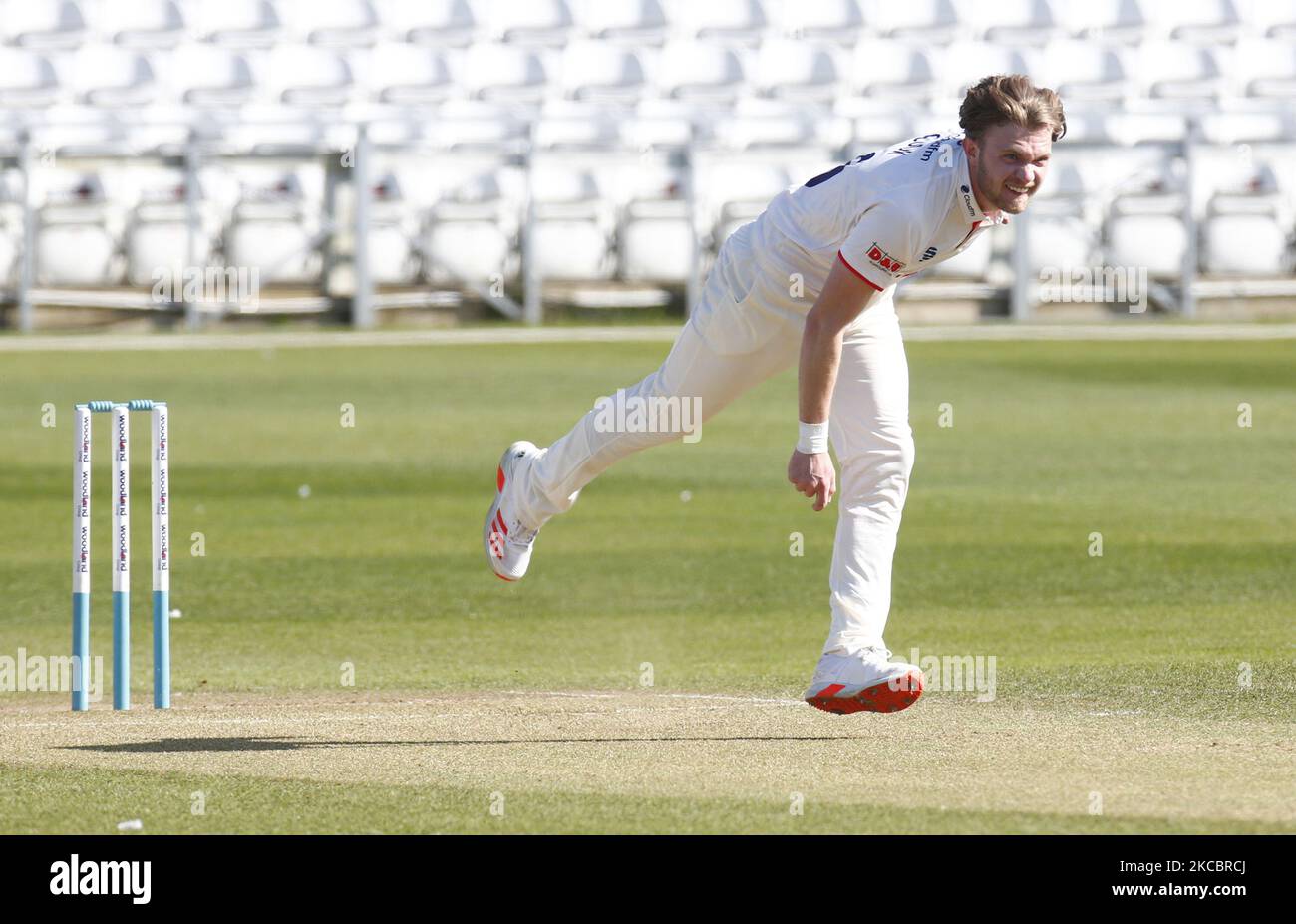 Essex's Simon Cook during Friendly Day One of 2 match between Essex CCC ...