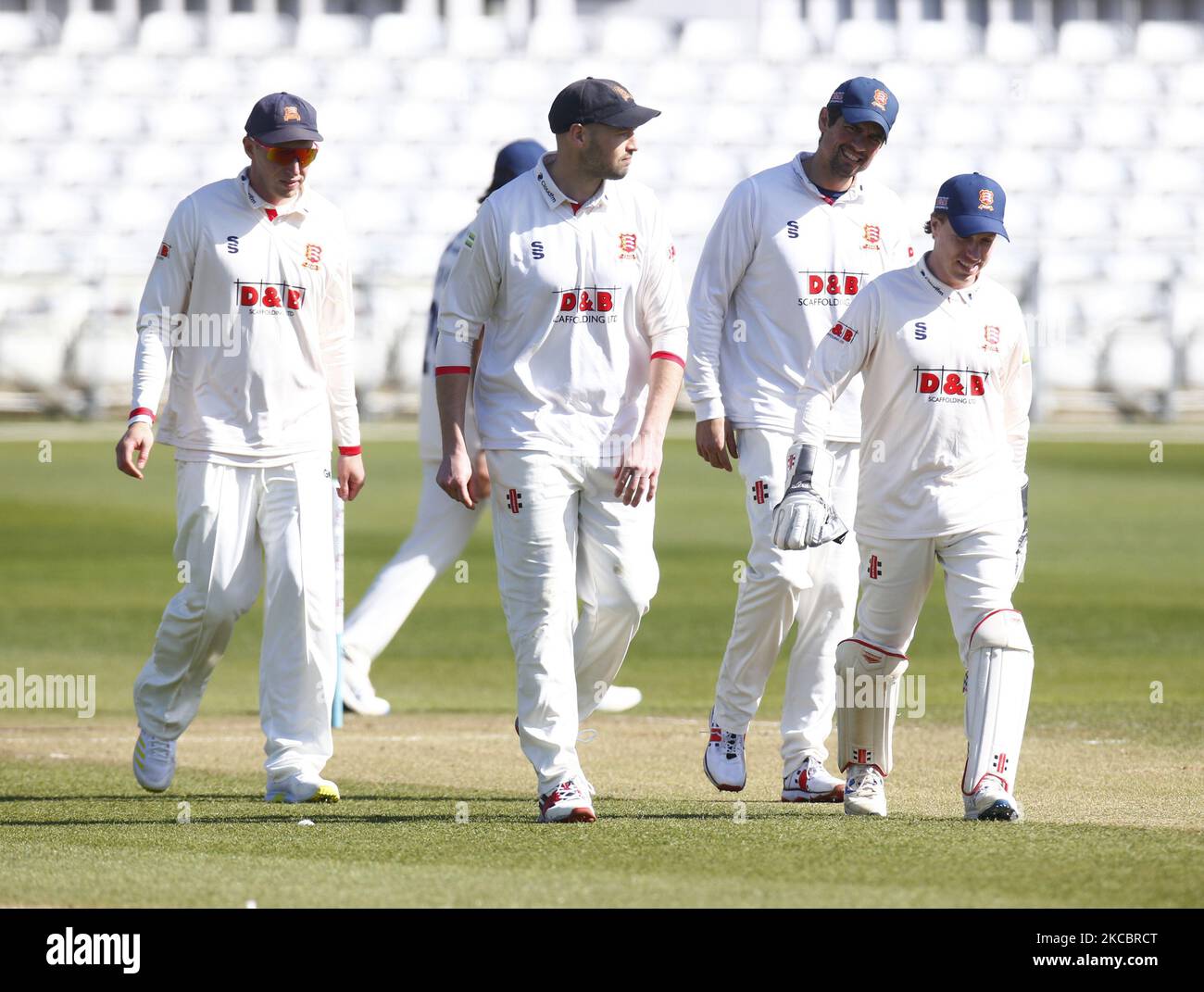 L-R Essex's Dan Lawrence, Essex's Dan Lawrence, Essex's Sir Alistair ...