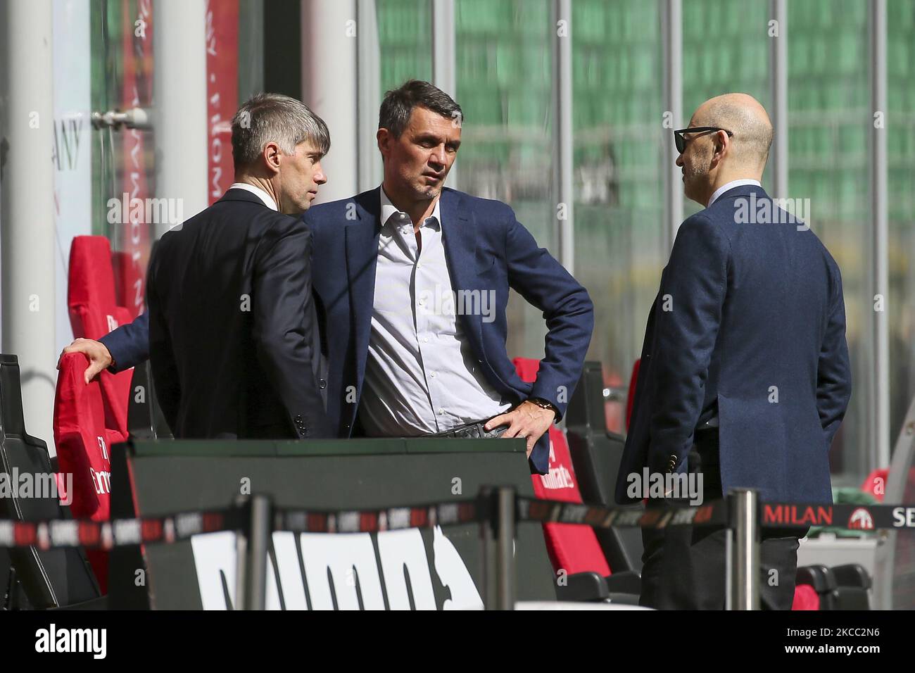 Ac milan tecnical area director paolo maldini hi-res stock photography ...