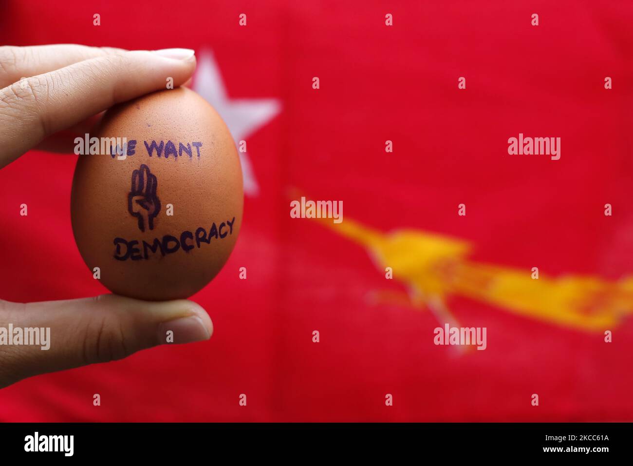 Myanmar protests yangon 2021 hi-res stock photography and images - Alamy