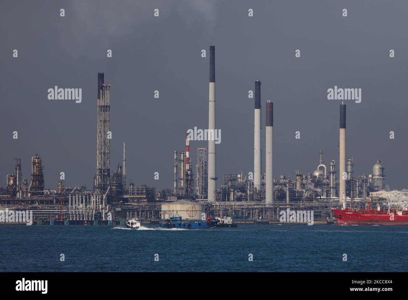 Pulau bukom hi-res stock photography and images - Alamy