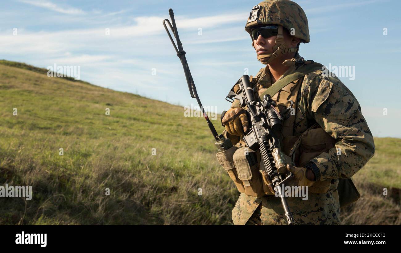 Marine corps patrol hi-res stock photography and images - Alamy