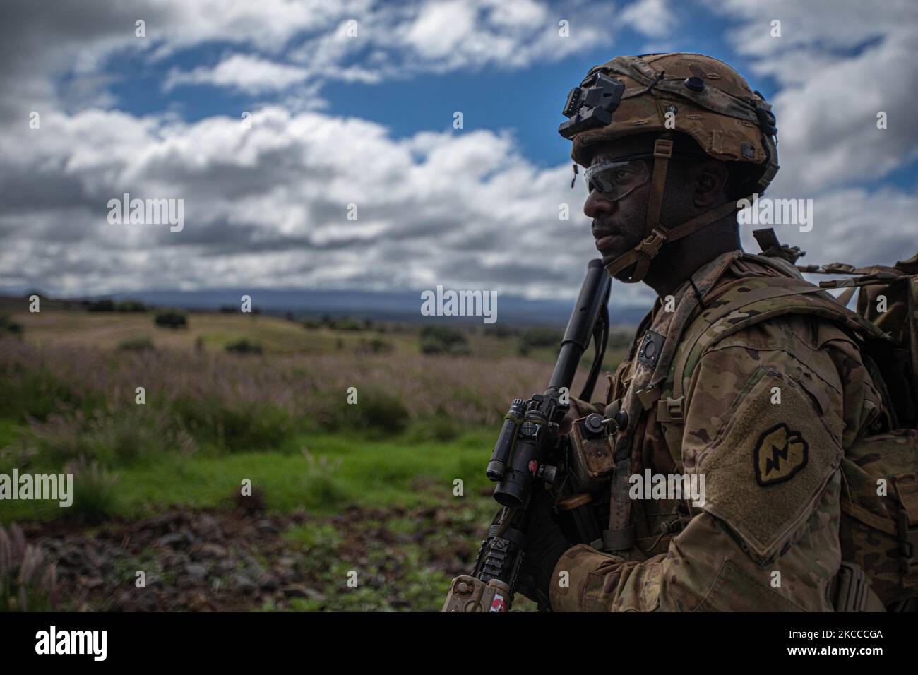 U.S. Army Soldiers from 1st Infantry Battalion, 21st Infantry Regiment ...