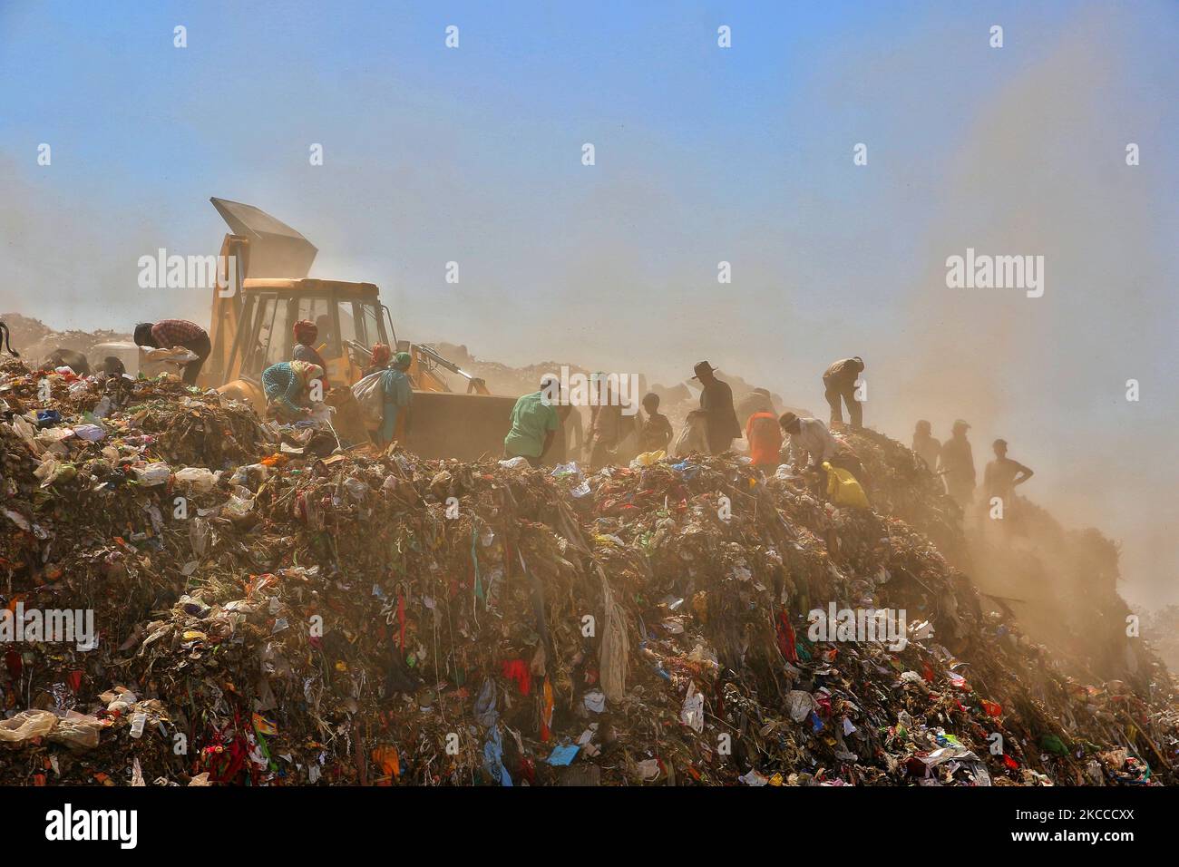 Ragpickers hi-res stock photography and images - Alamy