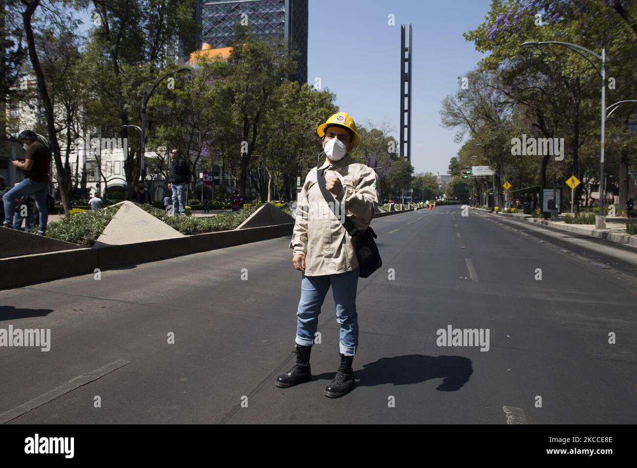 Mexican electrical protest hi-res stock photography and images - Alamy