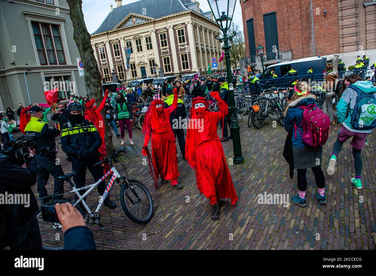 The Red Rebels are leaving the blockade under the watchful eye of the ...