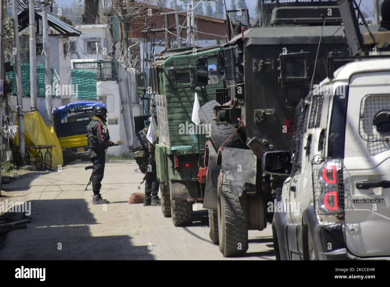 Indian paramilitary vehicles hi-res stock photography and images - Alamy