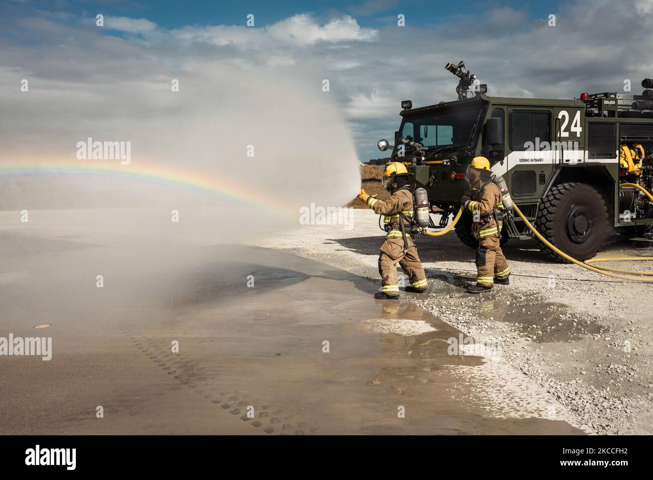 Aircraft rescue and firefighting Marines with Headquarters and ...