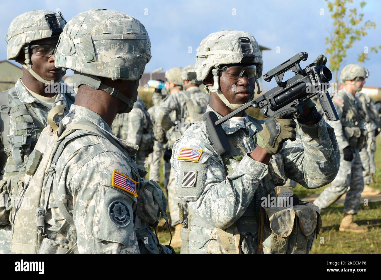 M320 grenade launcher hi-res stock photography and images - Alamy