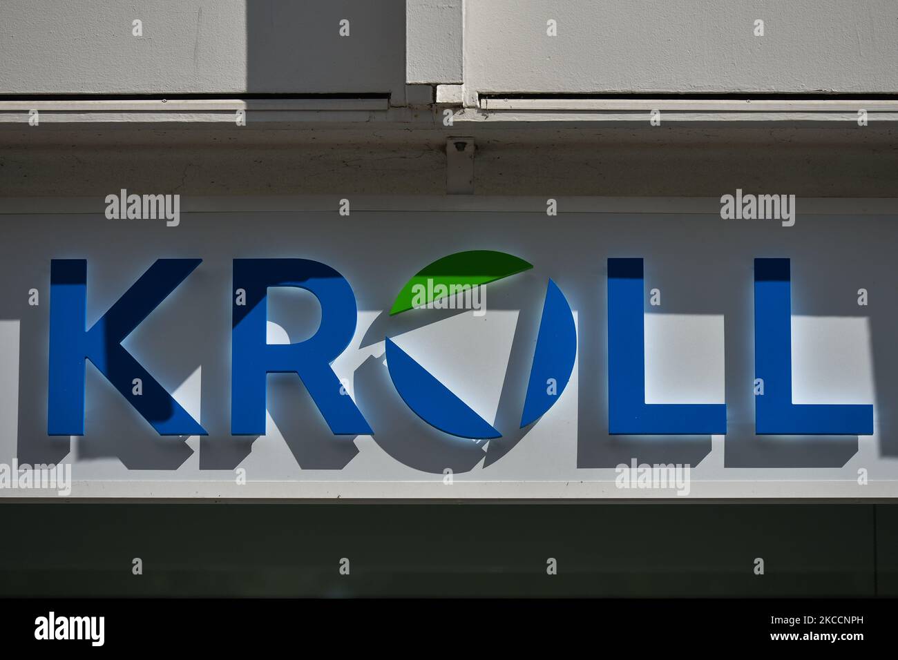Logo of kroll hi-res stock photography and images - Alamy