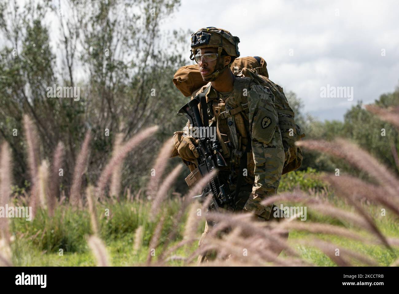 A U.S. Army Soldier with 2nd Brigade Infantry Combat Team, 25th ...