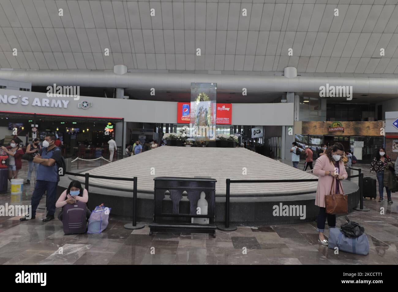 Mexico city bus terminal north hi-res stock photography and images - Alamy