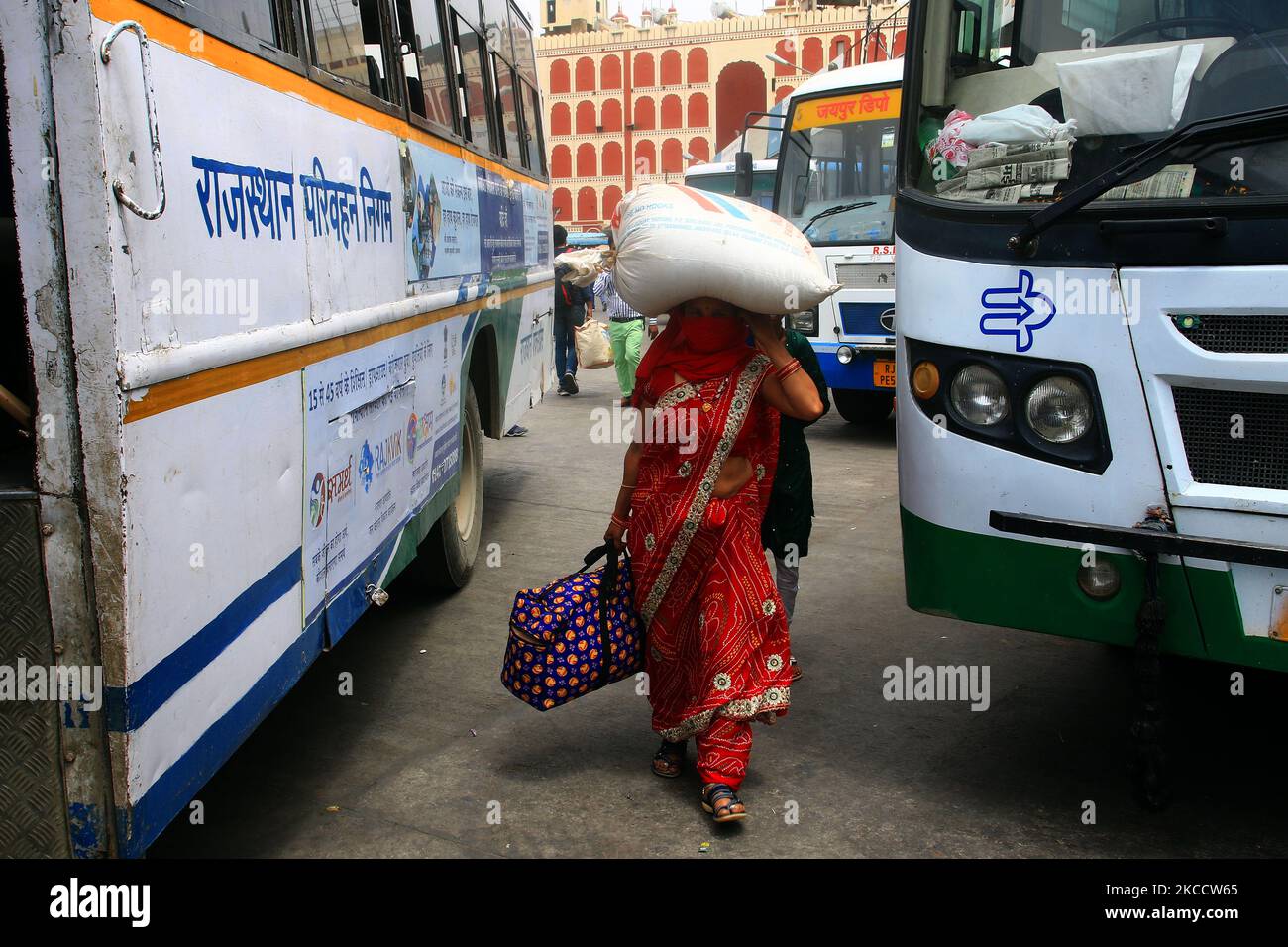 Sindhi camp bus stand hi-res stock photography and images - Alamy