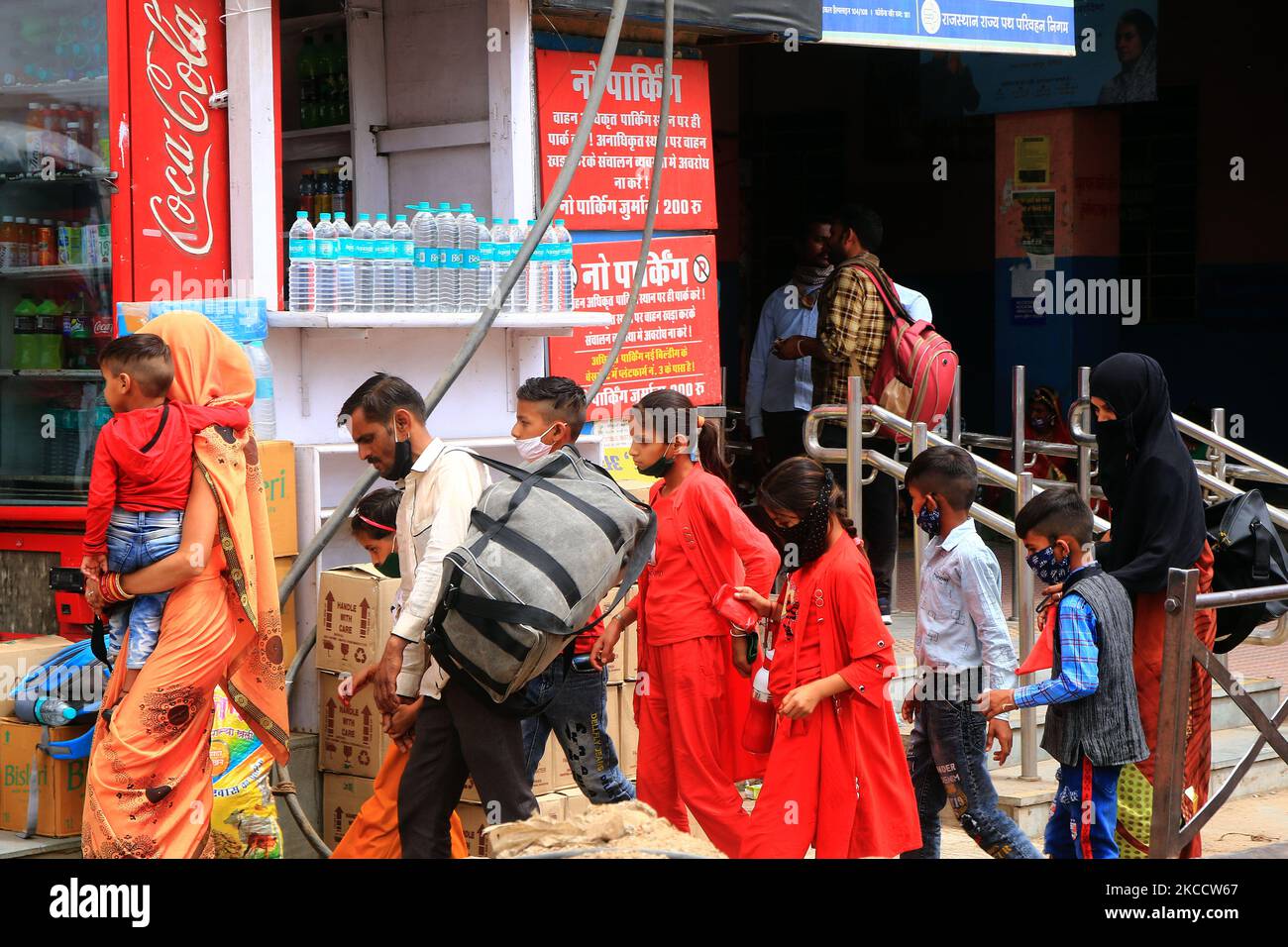 Sindhi camp bus stand hi-res stock photography and images - Alamy