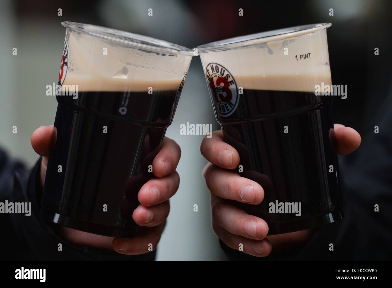 Hop house lager plastic cups hi-res stock photography and images - Alamy