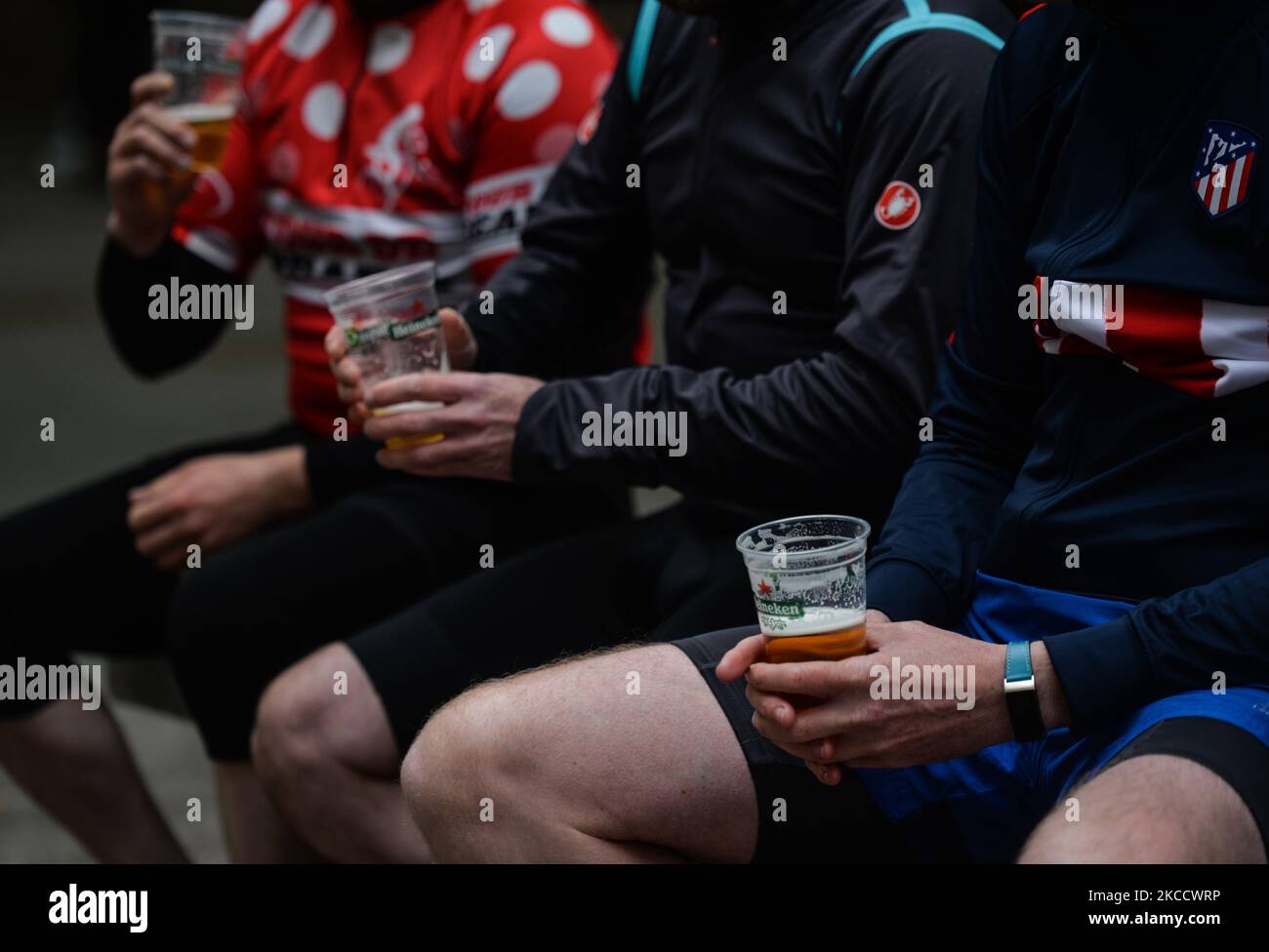 Heineken bottles cheers hi-res stock photography and images - Alamy