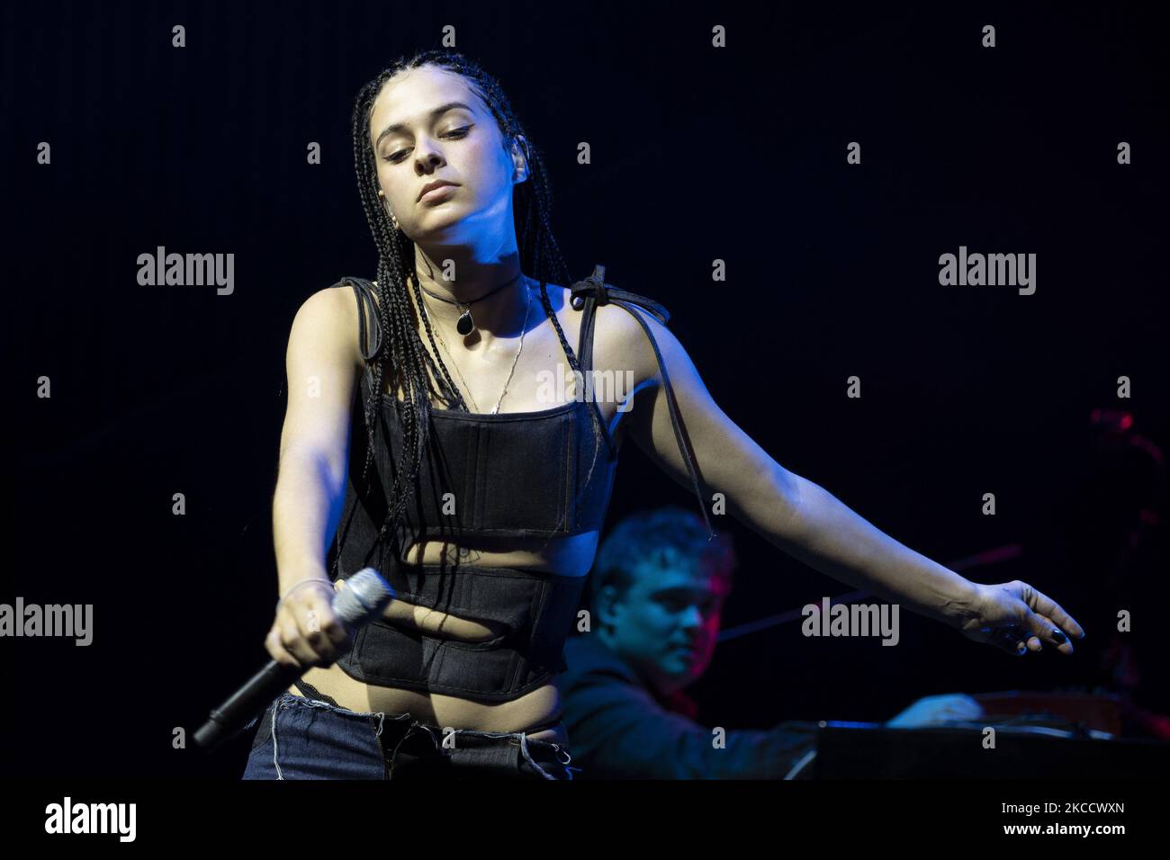 Singer dora postigo bose hi-res stock photography and images - Alamy