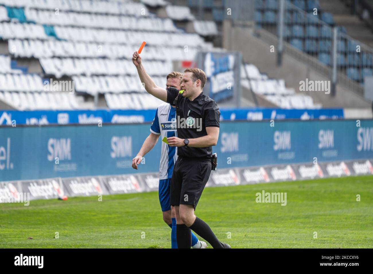 Referee patrick glaser hi-res stock photography and images - Alamy