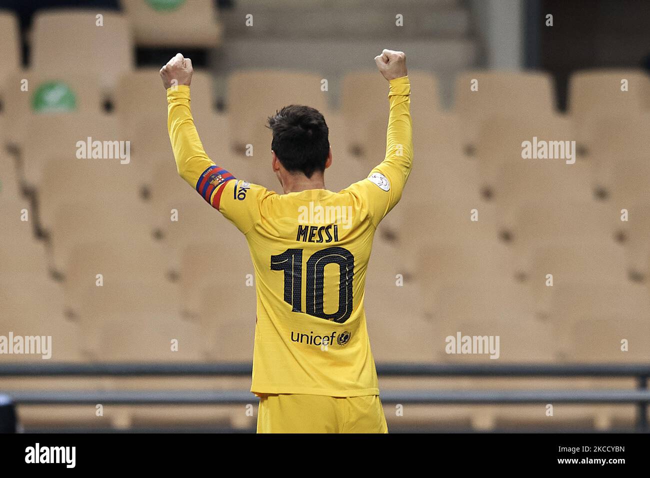 Lionel messi barcelona goal 2021 hi-res stock photography and images ...