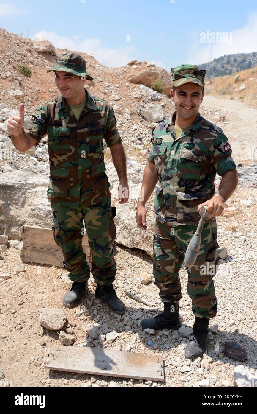 Members of the Lebanese Armed Forces conduct demolition training Stock ...