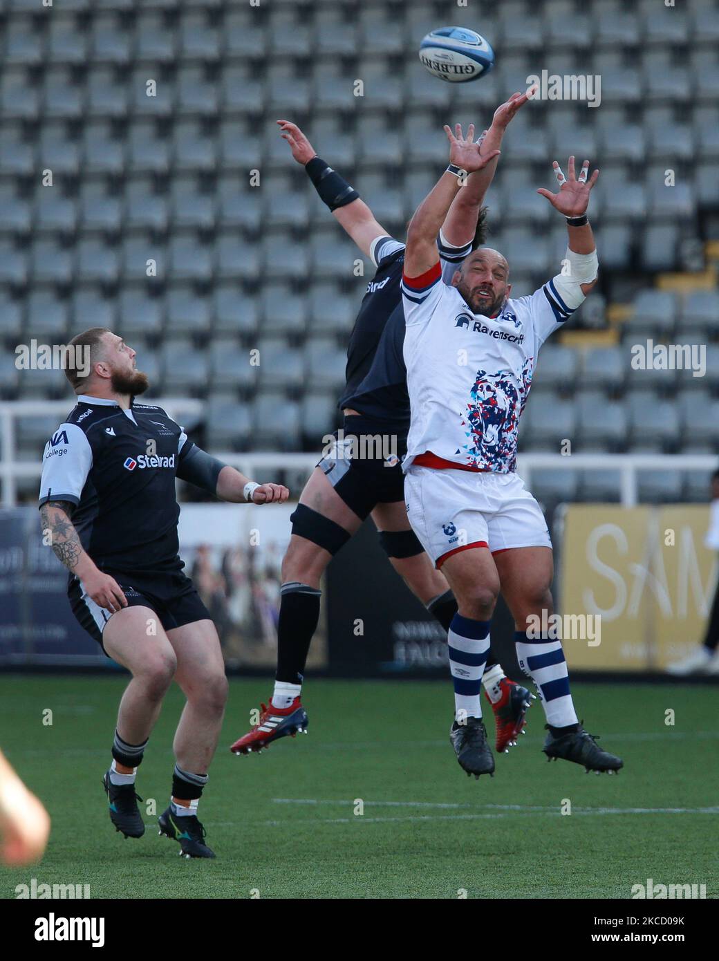 John afoa challenges hi-res stock photography and images - Alamy