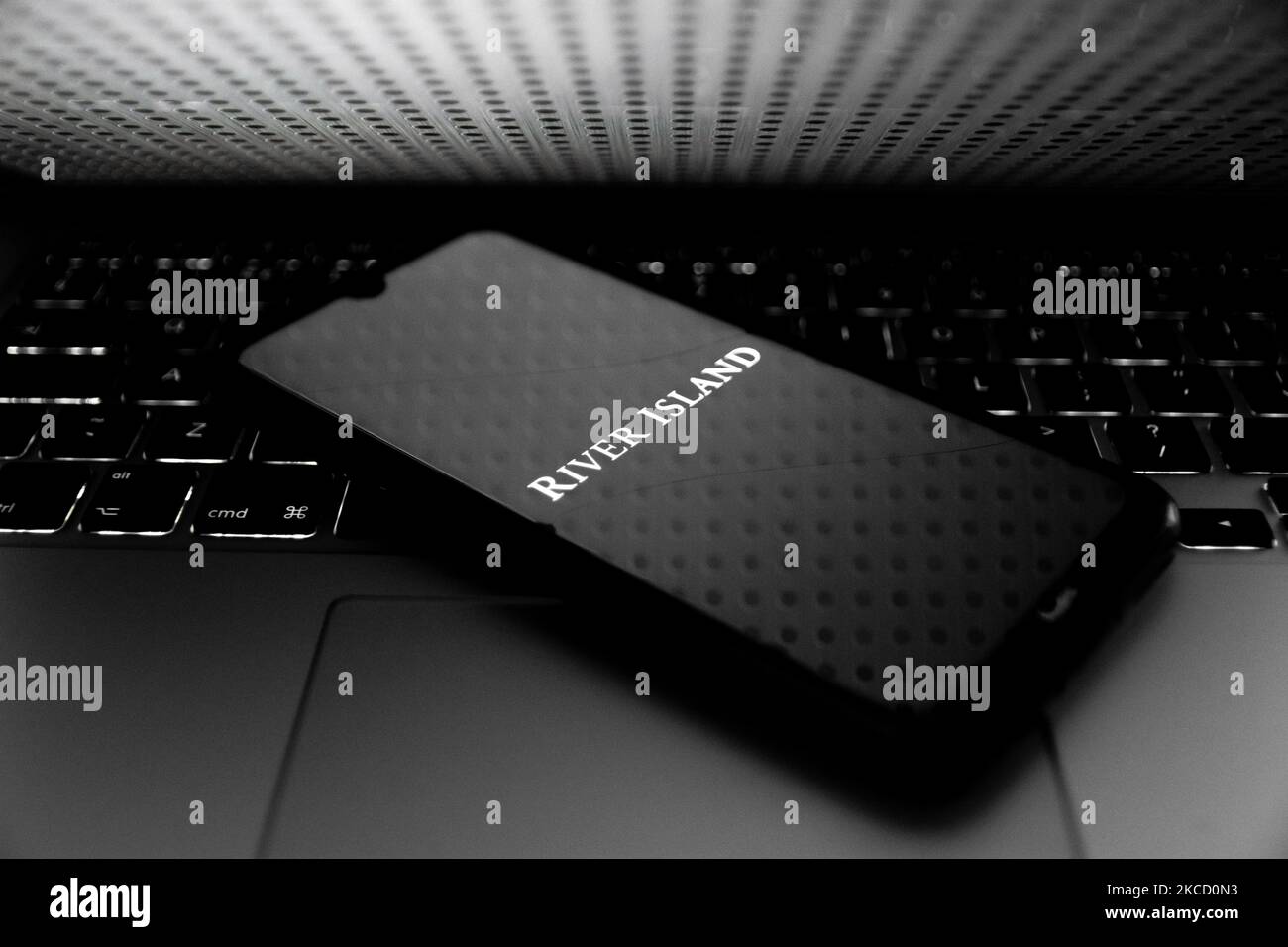 Photo illustration river island logo hi-res stock photography and ...