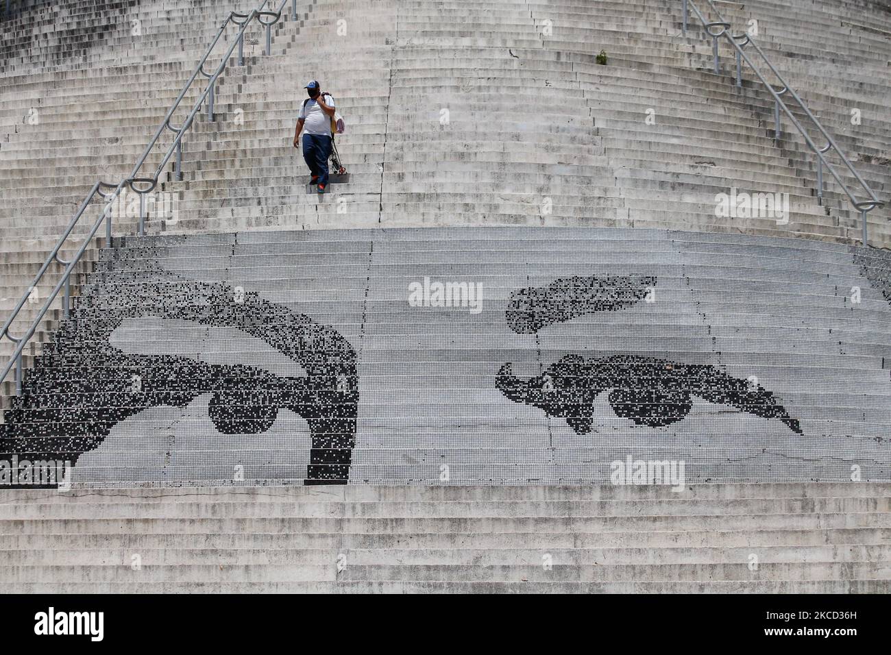 Hugo chavez eyes hi-res stock photography and images - Alamy