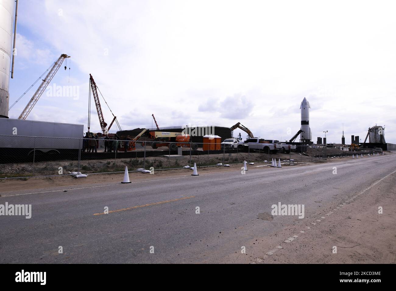 Starship SN15 on Monday, April 19th at SpaceX's South Texas Launch Site ...
