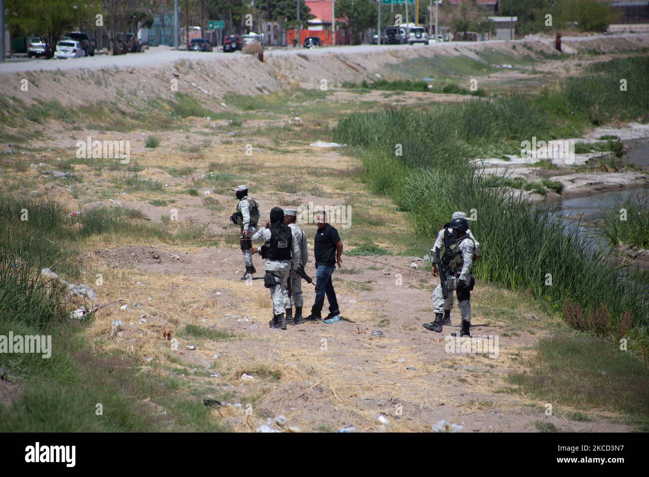 Mexican national guard members hi-res stock photography and images - Alamy