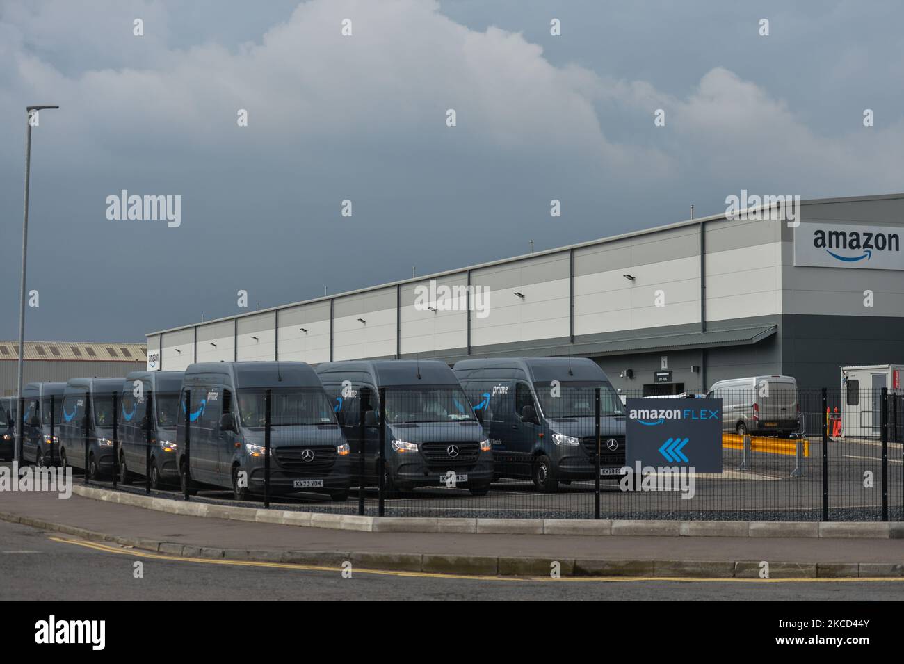 Amazon flex logo hi-res stock photography and images - Alamy