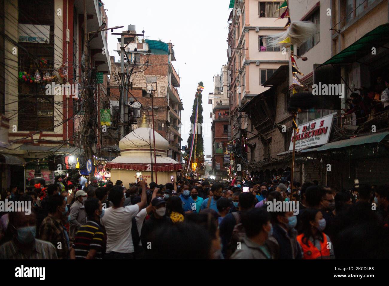 Nepalese devotees celebrate Seto Machindranath festival at Kathmandu ...