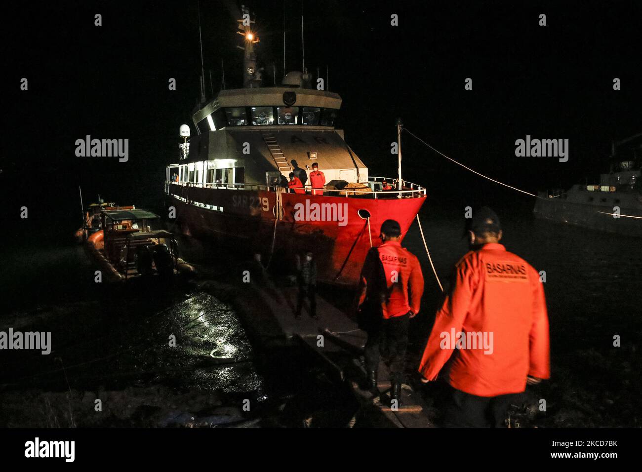 Indonesian Search and Rescue team prepares to depart using SAR ship for ...