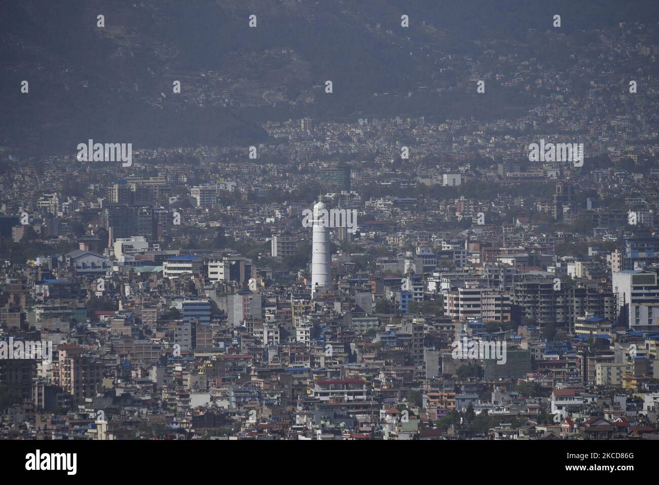 Kathmandus air pollution hazardous hi-res stock photography and images ...