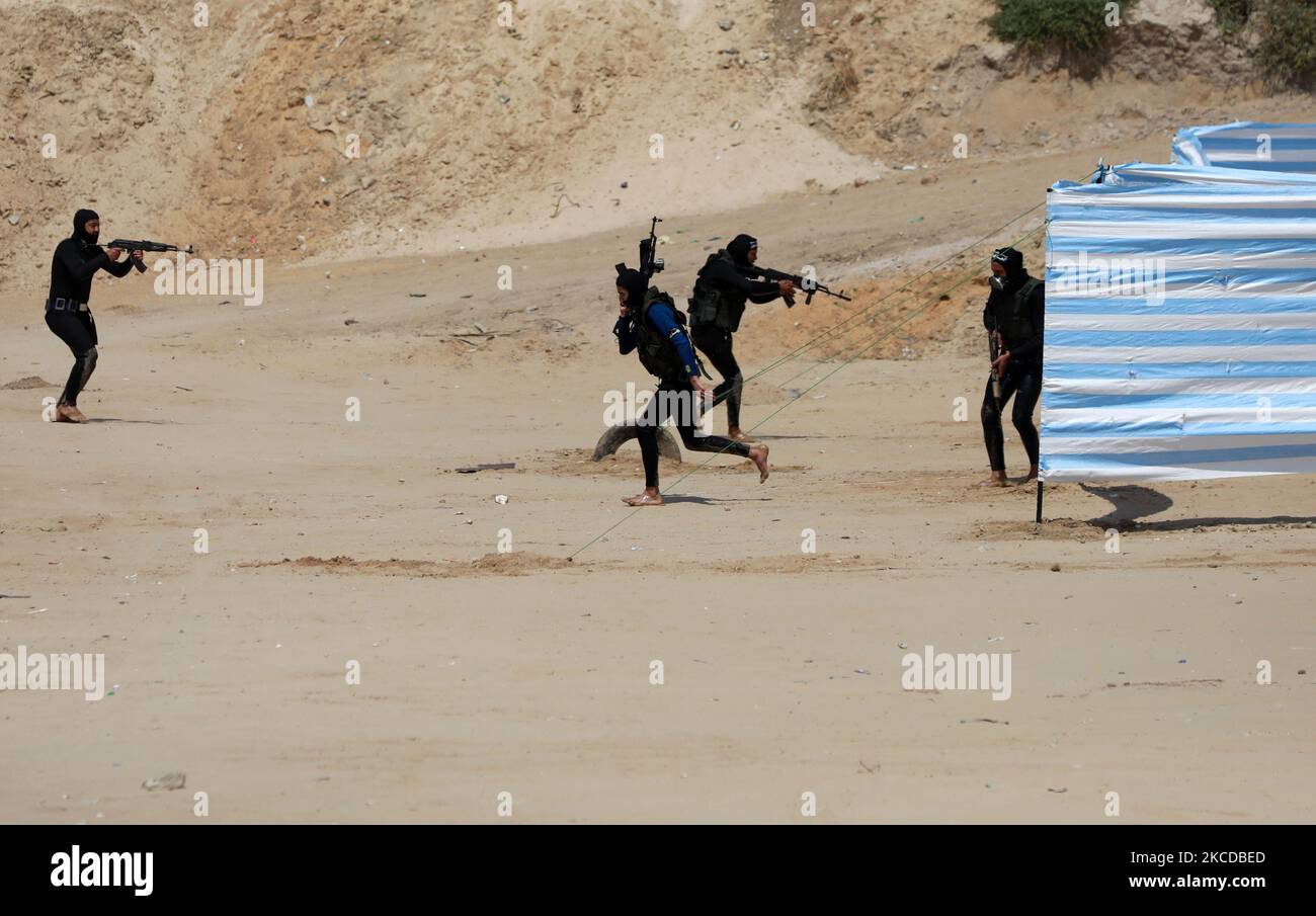 Palestinian fighters from al-Mujahideen Brigades during an anti-Israel ...