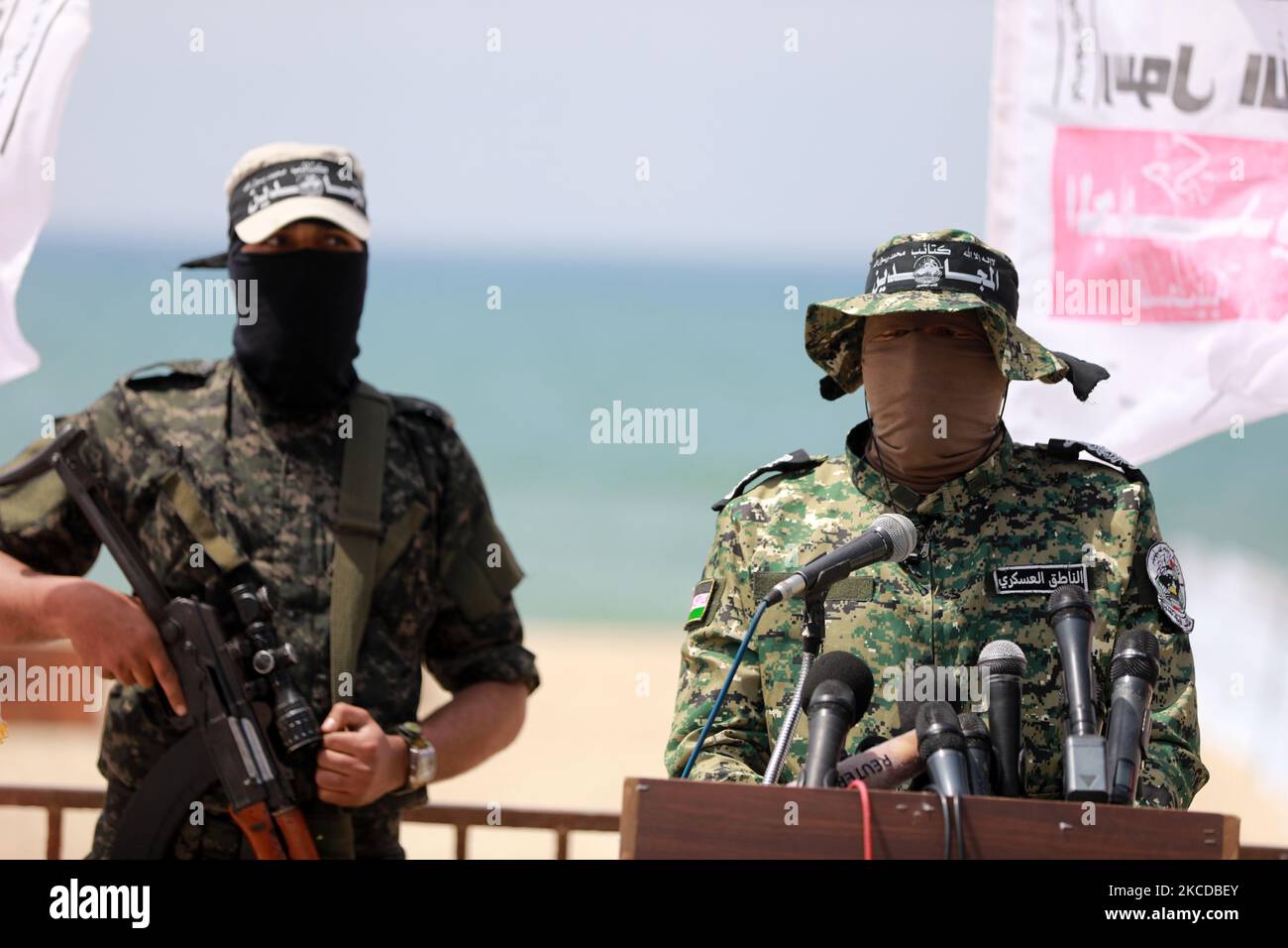 Mujahideen brigades hi-res stock photography and images - Alamy