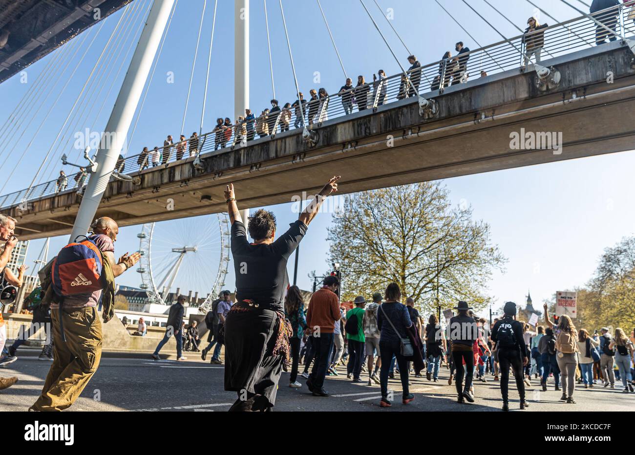 Protestors take to the streets across the capital for an Anti Lockdown ...