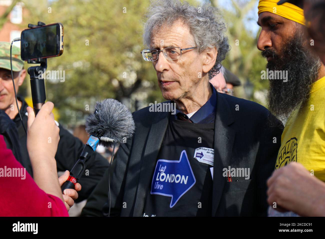 Piers Corbyn Promoting his run for the Mayor of London at Speakers ...
