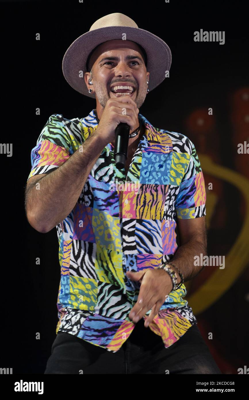 The singer Ivan Torres of the group Efecto Pasillo during the ...