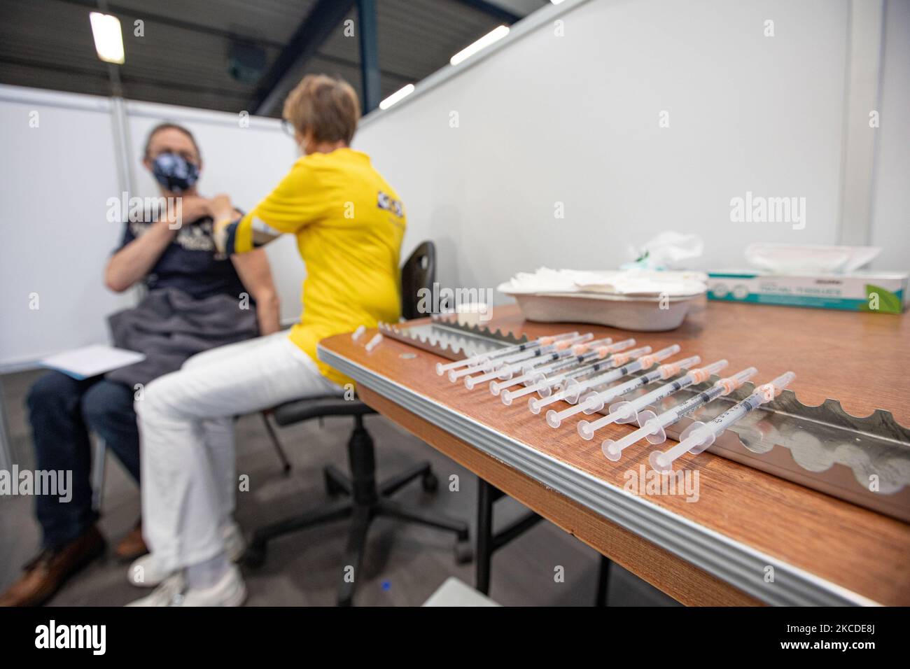 Covd 19 vaccination hi-res stock photography and images - Alamy