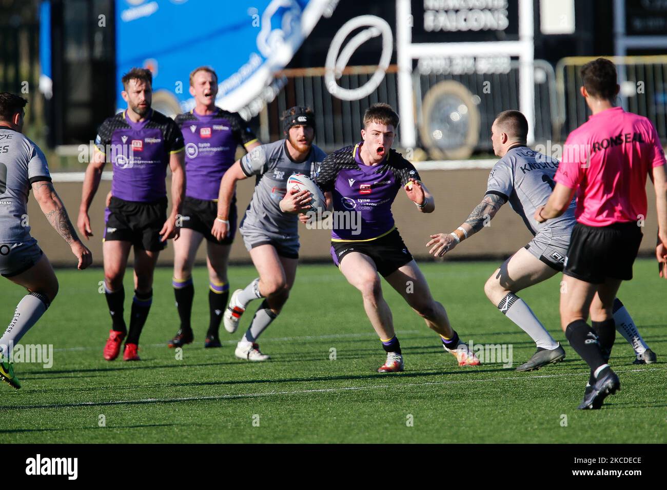 Isaac Nokes of Newcastle Thunder in action during the BETFRED ...
