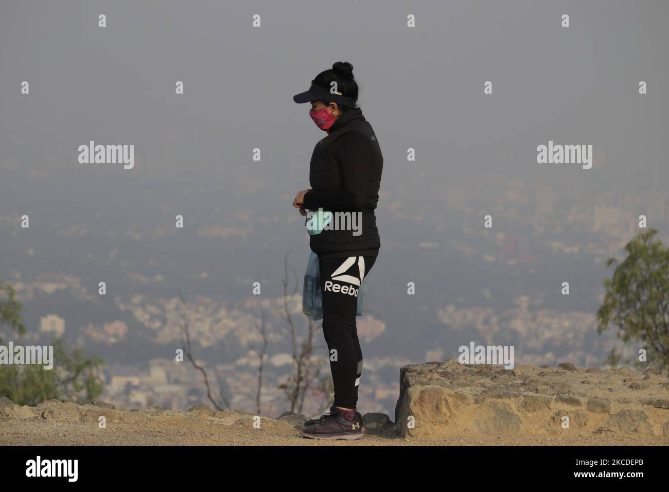 Poor air quality in mexico city hi-res stock photography and images - Alamy