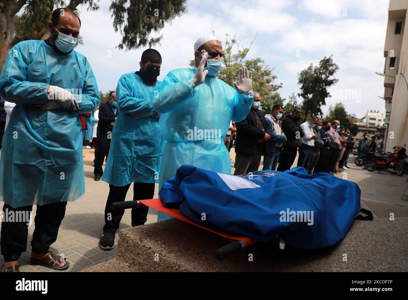 Body of samira helles hi-res stock photography and images - Alamy