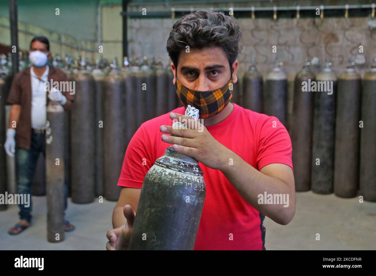 Arm cylinders hi-res stock photography and images - Alamy