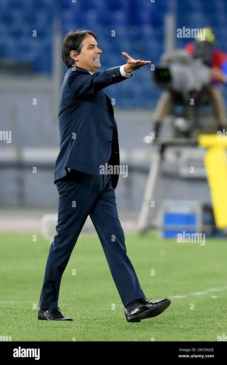 Simone inzaghi manager of ss lazio gestures hi-res stock photography ...