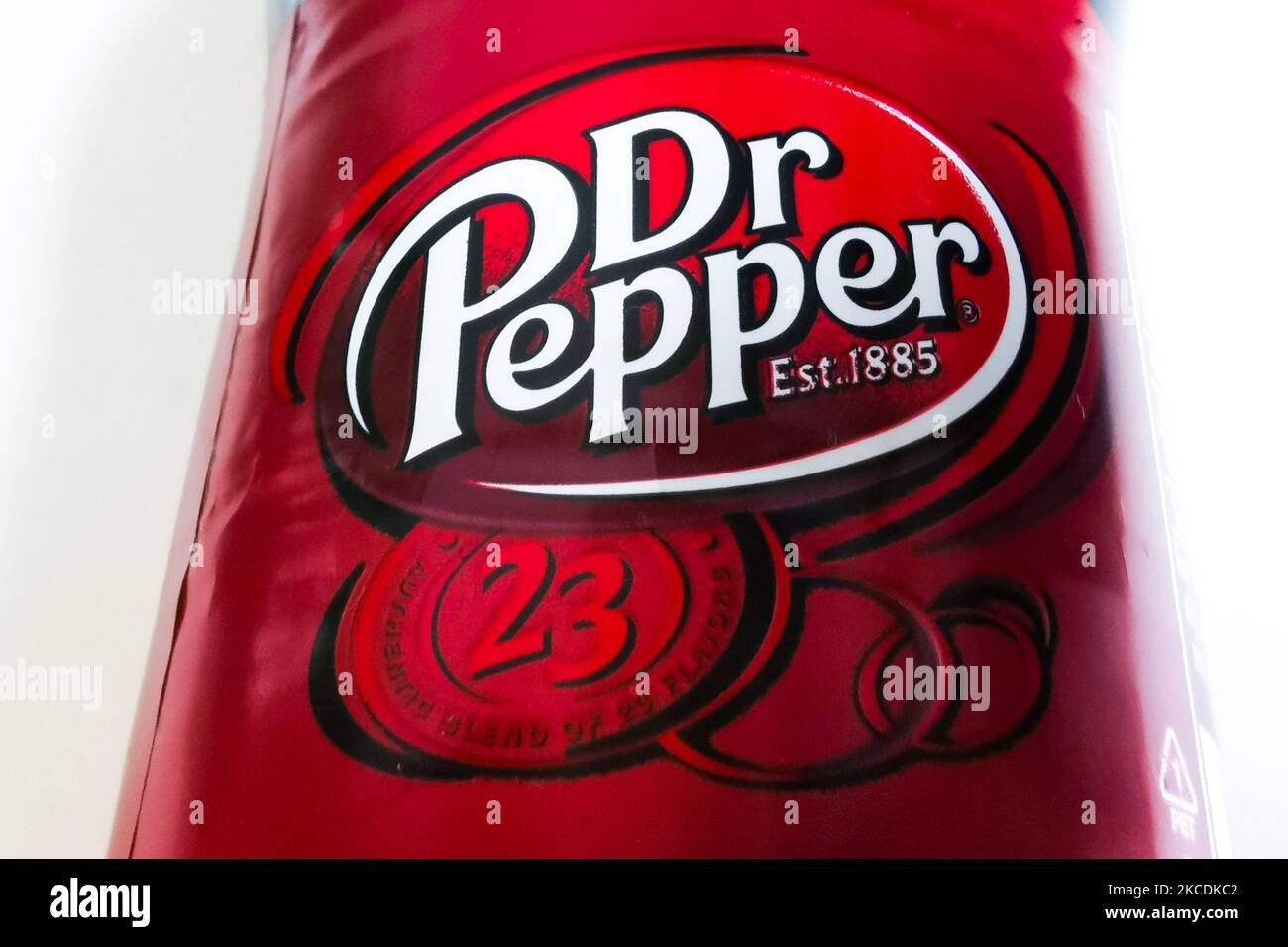 Dr pepper label on bottle hi-res stock photography and images - Alamy