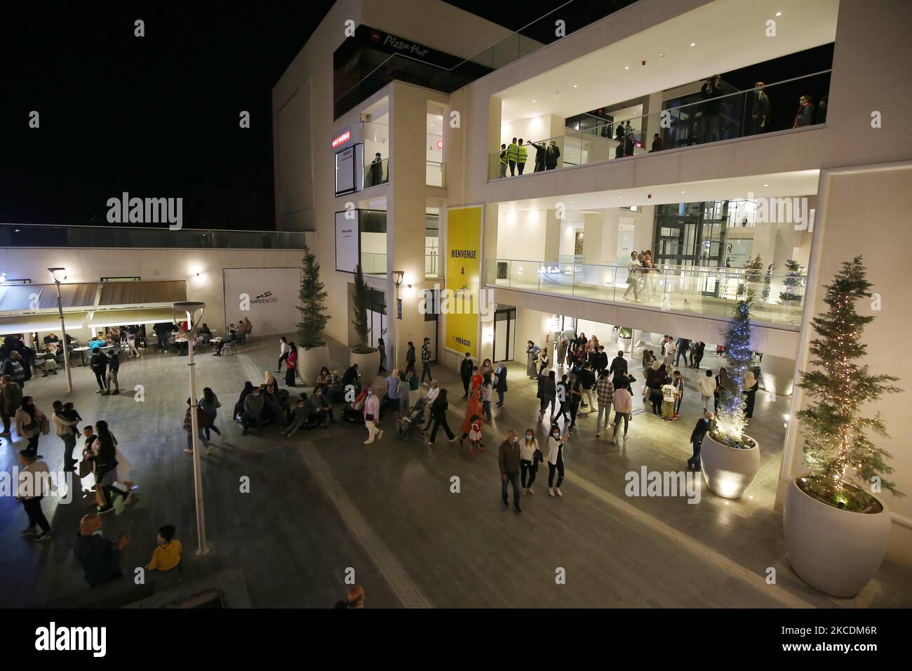 Rest areas hi-res stock photography and images - Alamy