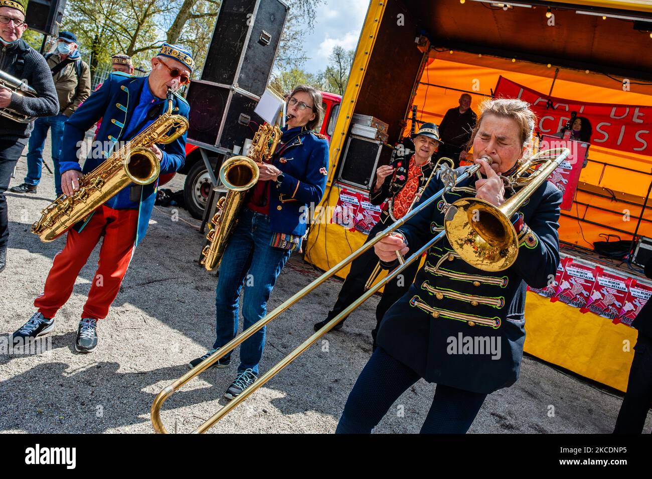 A band is playing music before the speeches started, during the ...